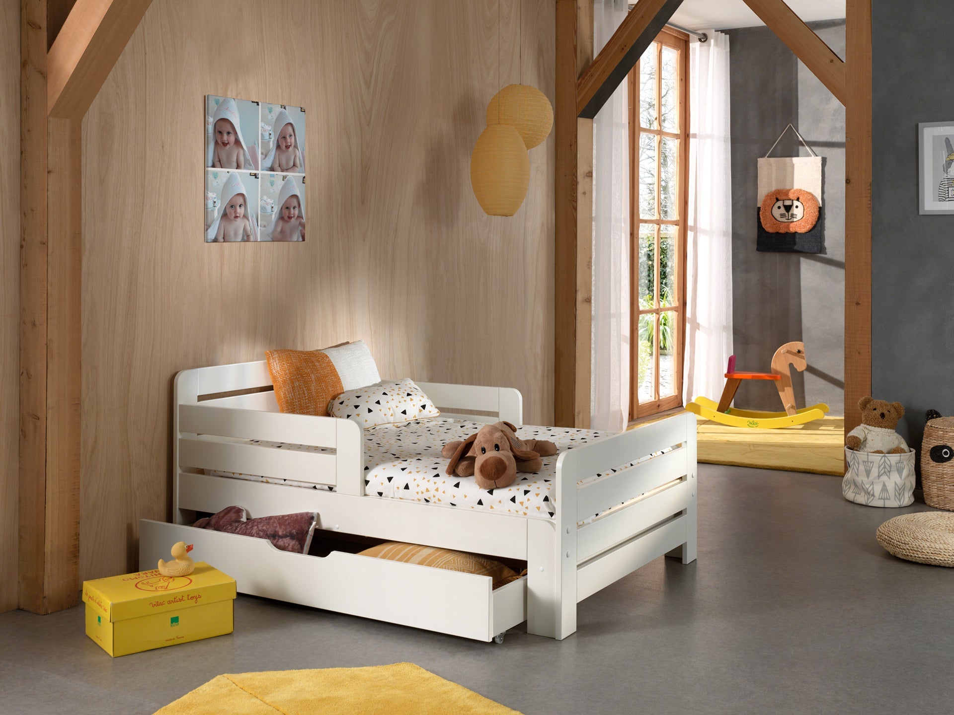 Vipack Jumper Transformable Toddler to Kids Bed & Trundle - White